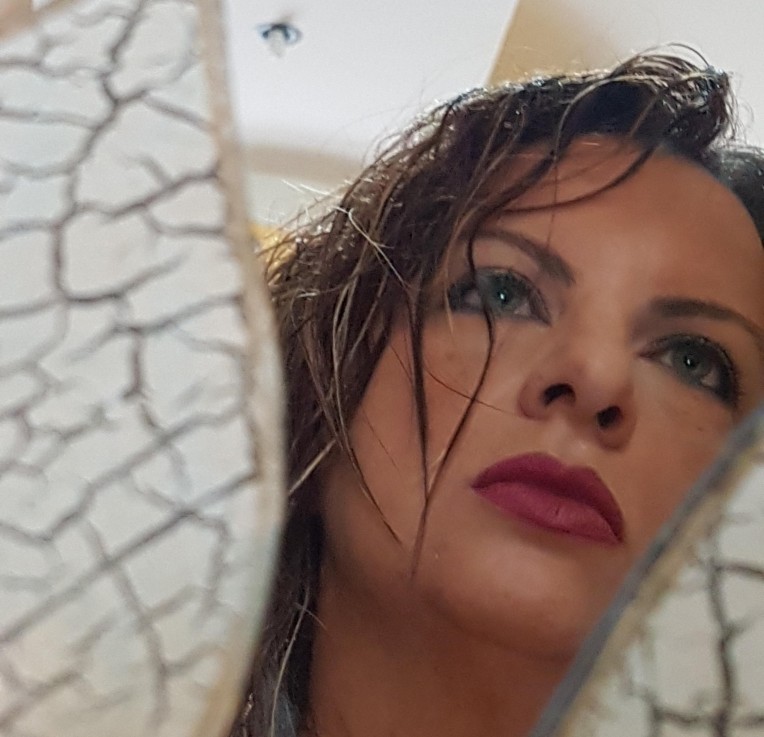 Sandra Morrone's Instagram, Twitter & Facebook on IDCrawl